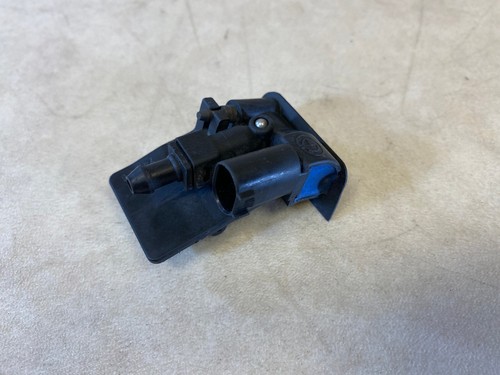 BMW X5 E70 Genuine Windshield Washer Wiper Water Nozzle 06-10 Year ...