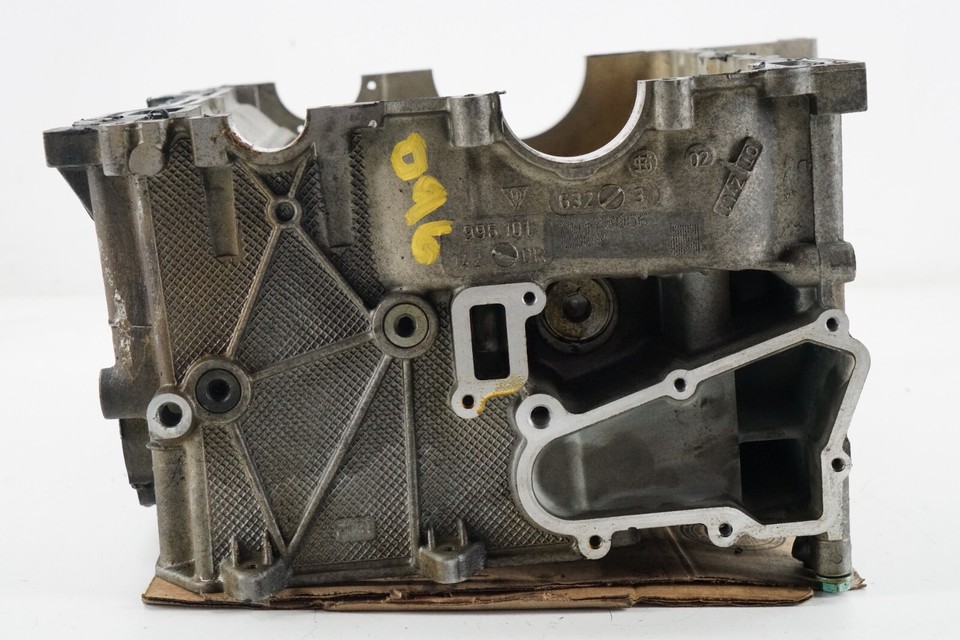2002 Porsche Boxster 3.2L M96.21 Left Side Engine Motor Cylinder Block ...