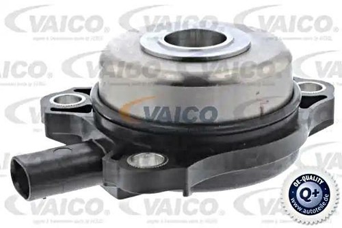 Camshaft Adjustment Central Magnet VAICO Fits MERCEDES A207 C204 ...