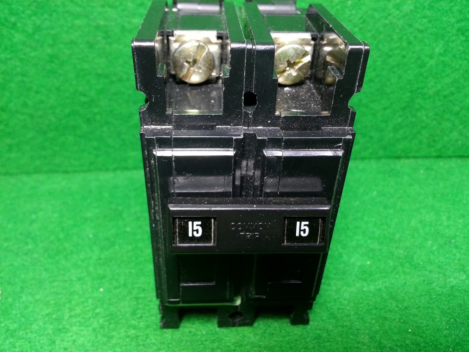 CUTLER HAMMER E-7819 2 Pole 15amp Circuit Breakers M1640 , USED | eBay