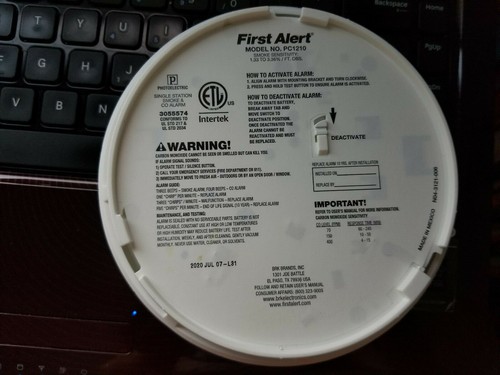 First Alert Electric Smoke and Carbon Monoxide Detector (PC1210 ...