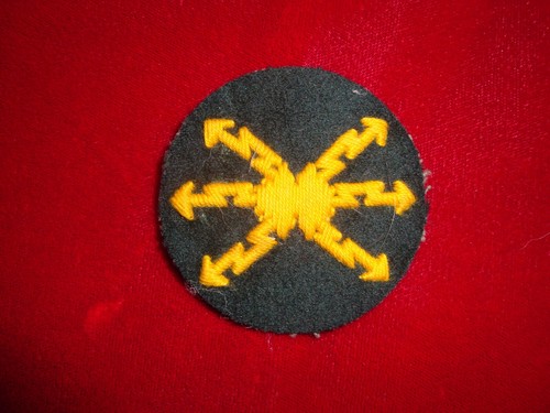 Original WW2 German Army Radio Operator / Signals Personnel Trade Badge ...