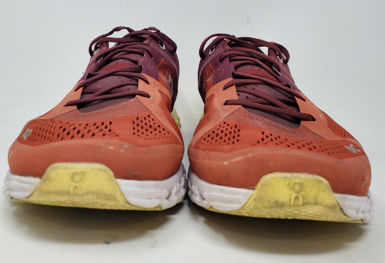 On Cloud Cloudflow Mens Rust Limelight Athletic Runni… - Gem