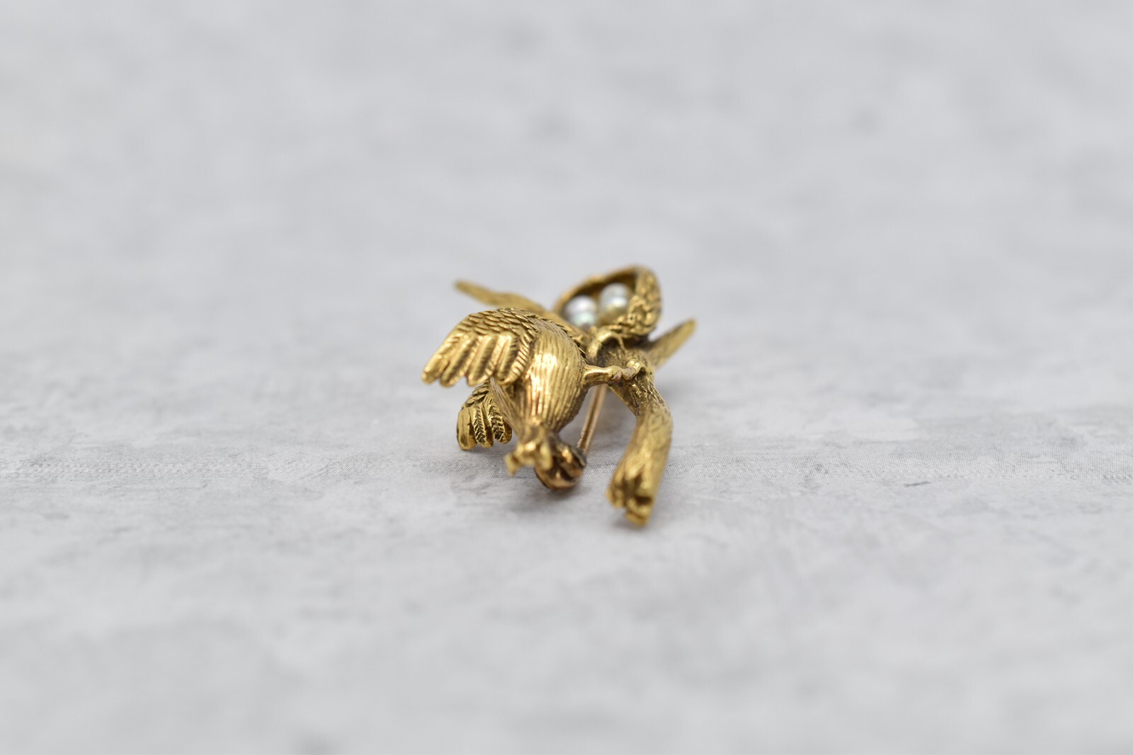 18k Yellow Gold Robin Pin with Pearls - 7.2g | eBay