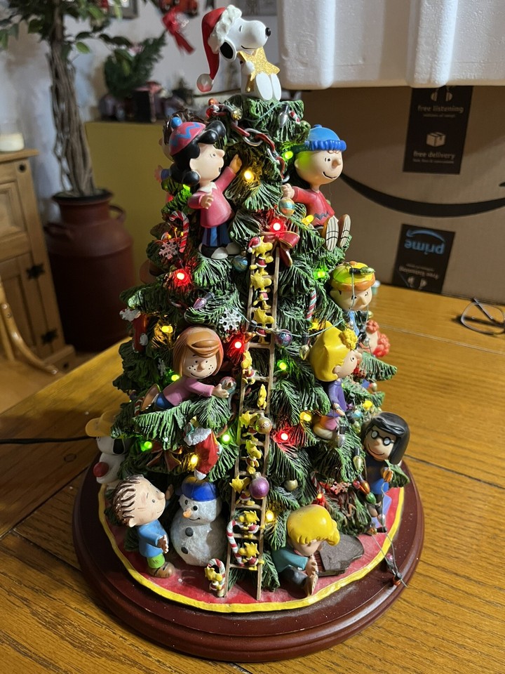 DANBURY MINT THE PEANUTS CHRISTMAS TREE Lighted SNOOPY CHARLIE BROWN ...