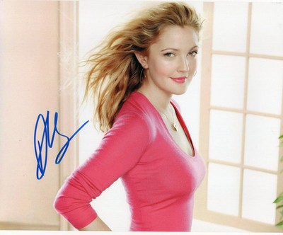AUTHENTIC Drew Barrymore Signed Photo 8x10 w/COA Autographed Movie ...