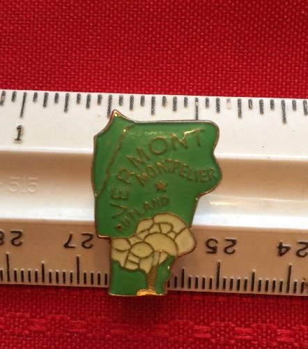 LIGHT GREEN VERMONT STATE ENAMEL LAPEL PIN. MONTPELIER RUTLAND Tie Tack ...