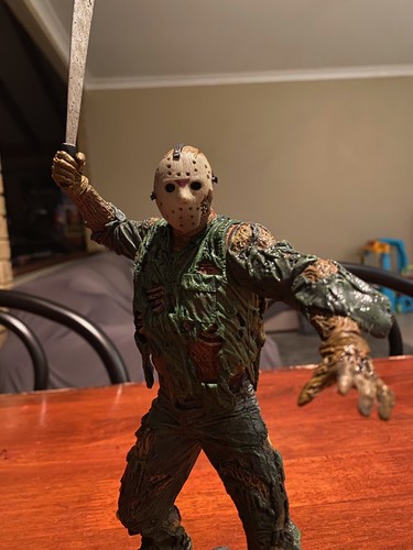 NECA CULT CLASSICS Friday The 13th VII: The New Blood JASON VOORHEES 7 ...