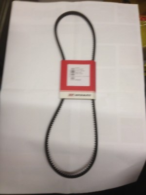 UTB UNIVERSAL 640 642 643 TRACTOR FAN BELT VPE6075 ALSO FIAT, FORD NH ...