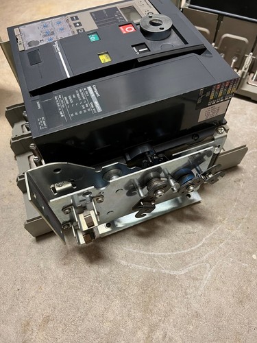 Schneider Compact NS800N 800A Circuit Breaker MicroLogic 5.0 *NEW* with ...