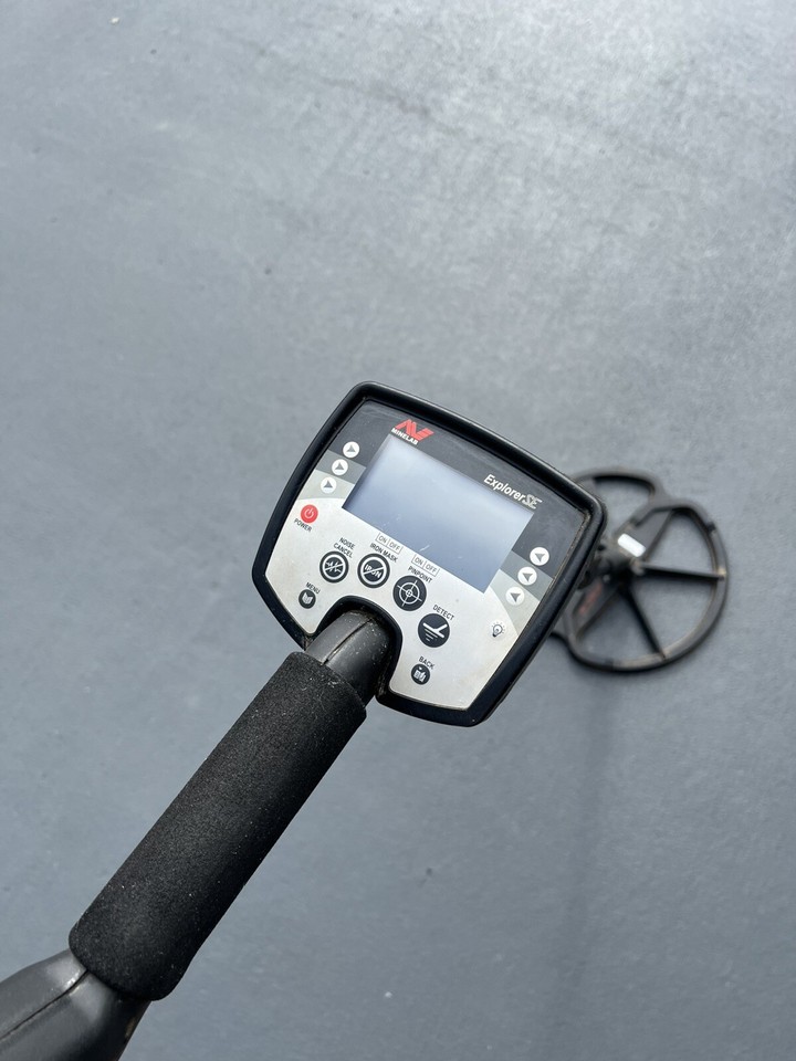 Minelab Explorer SE Metal Detector w/ Target Probe Bag Box Manuals ...