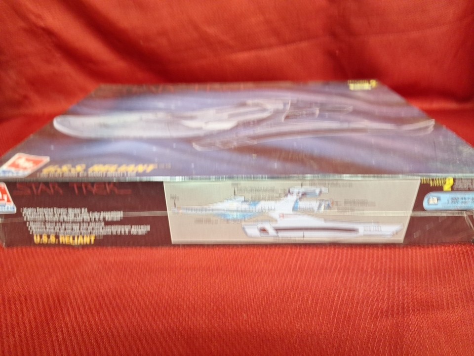 AMT Star Trek USS Reliant 1/650 Scale Wrath of Khan Model Kit ...