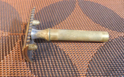 Gillette Safety Razor "Old Type" : 1919 WWI Military Issue Serial #J ...