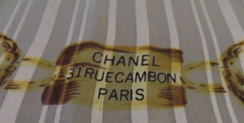 ~1980's-90's Chanel Chain Medallion CC Logo 31 Rue Cambon Gold/White ...
