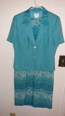 Koret Dress Suit embroidered flowers, size 8 with a blend of Teal ...
