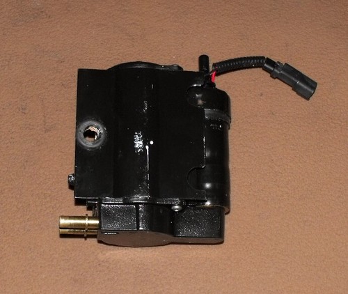 Evinrude 150 HP VST Fuel Reservoir & Pump Assembly PN 5004428 Fits 1998 ...