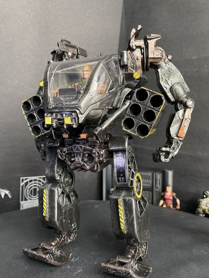 Dune Dust-Reaper Walker | Arrakis Patrol Mech | Custom Heavy-Weathered ...
