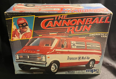 Vintage 1981 MPC The Cannonball Run Emergency Van 1:25 NO Model Kit ...