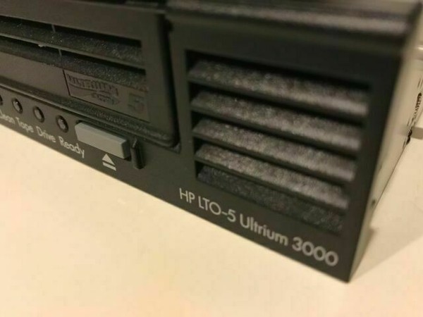 HP EH957B LTO-5 Ultrium 3000 SAS Internal Tape Drive - Black (693416 ...