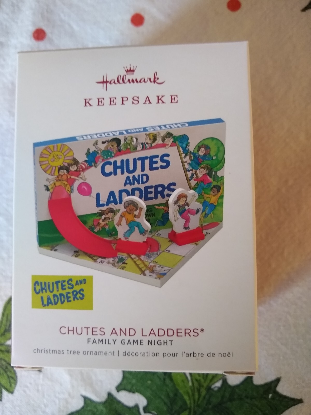 Hallmark Keepsake 2018 Ornament Family Game Night 5th Ed Chutes and ...