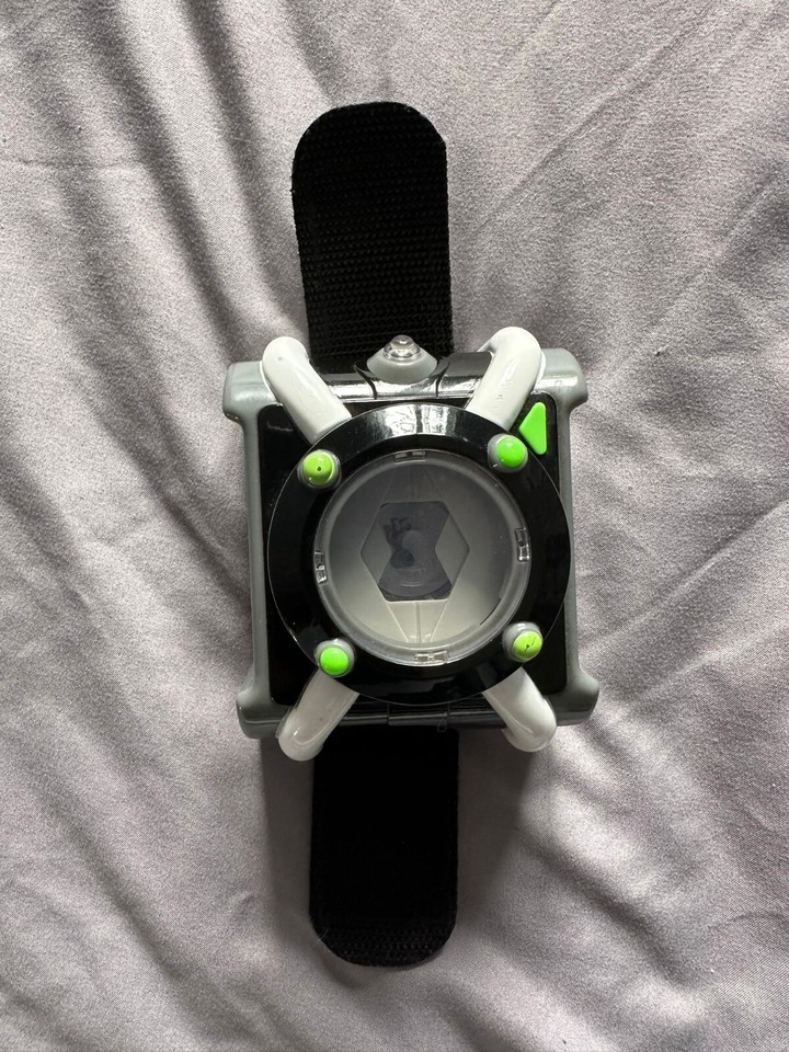 BEN TEN 10 FIGURES VEHICLE WATCH OMNITRIX OMINVERSE WATCHES MULTI ...