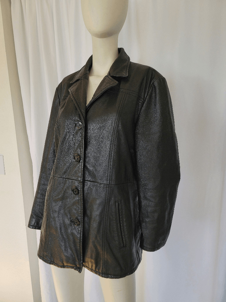 vintage Wilson women's 100% leather jacket fits L-XL - Gem
