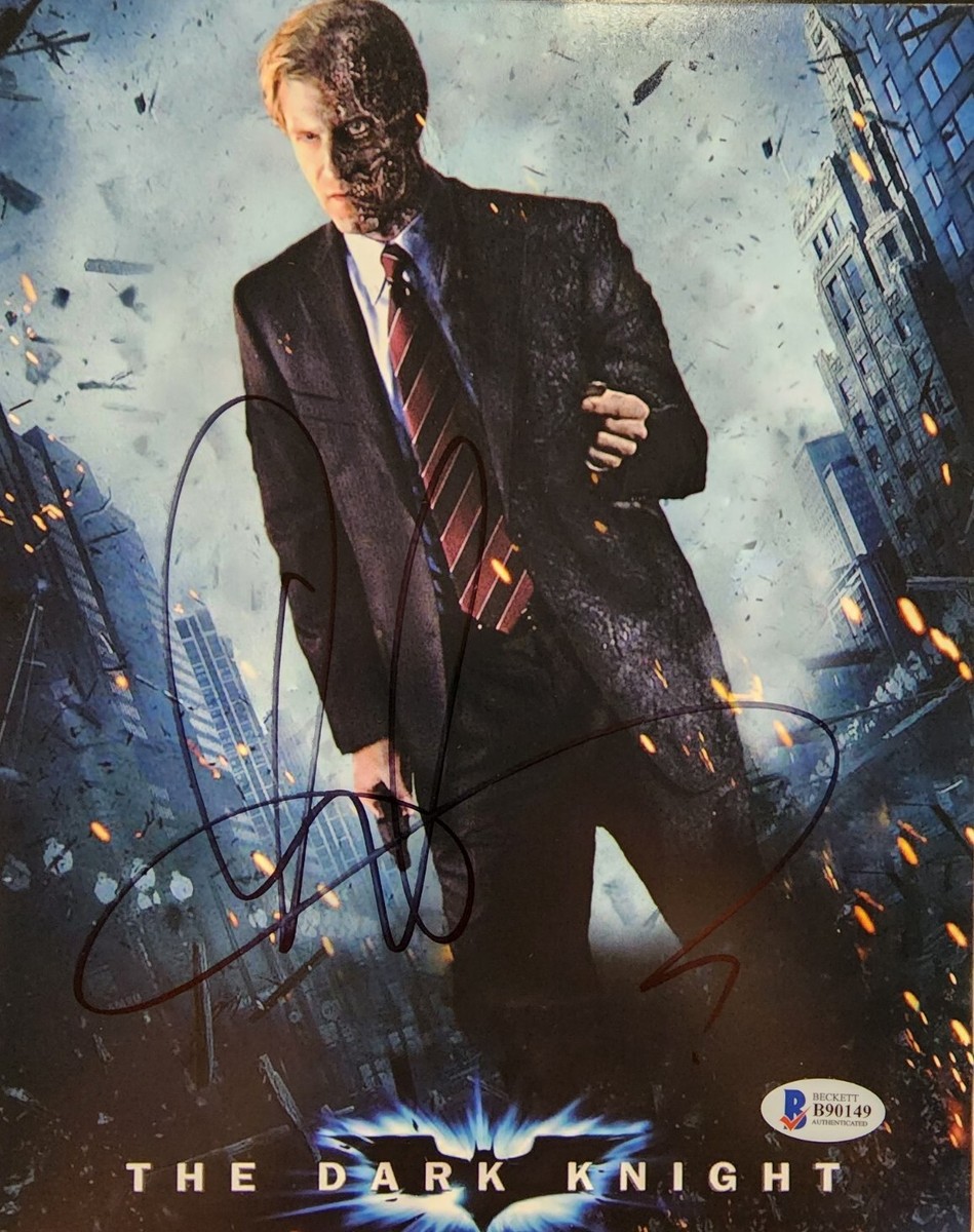 Aaron Eckhart E Harvey Dent The Dark Knight Review: Still The Ultimate