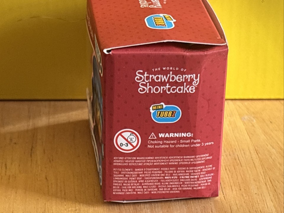 Tubbz Mini Strawberry Shortcake Blueberry Muffin Duck Figure | eBay