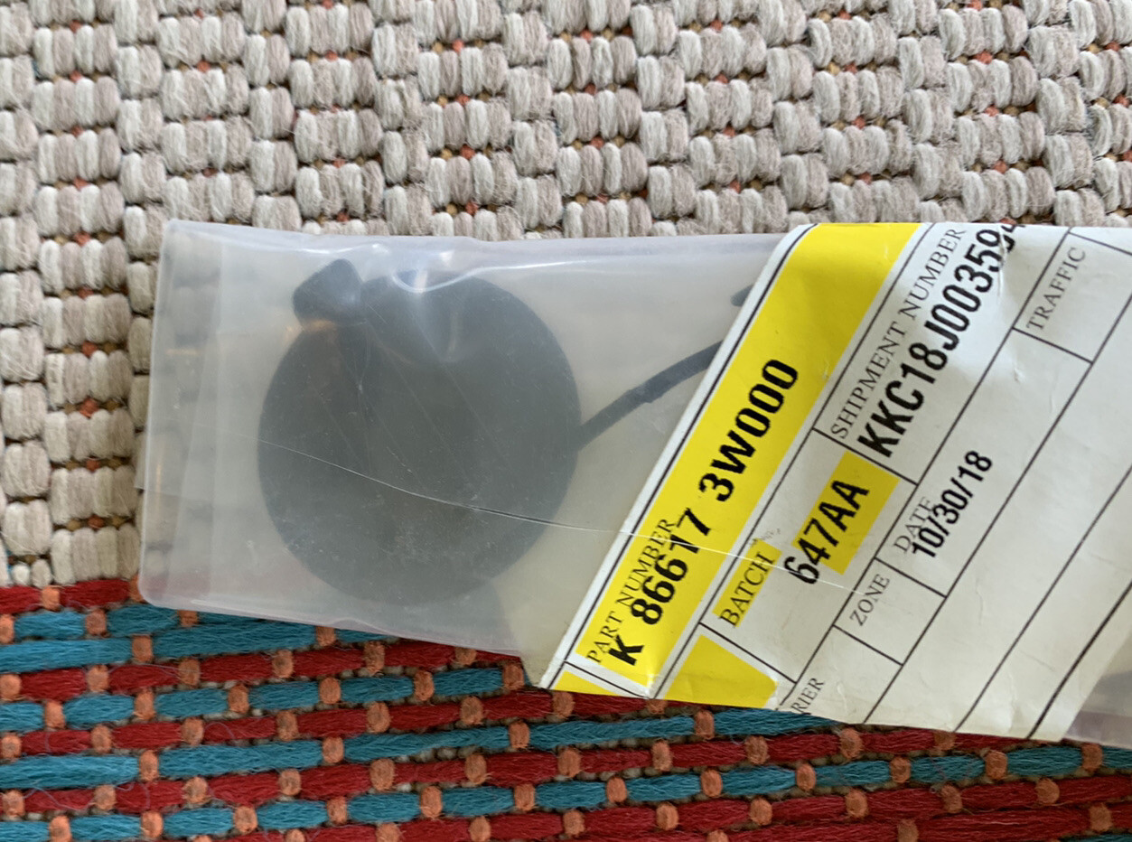 2011 - 2016 KIA SPORTAGE TAILGATE HANDLE AND TOW CAP 81260-3W000 86617 ...