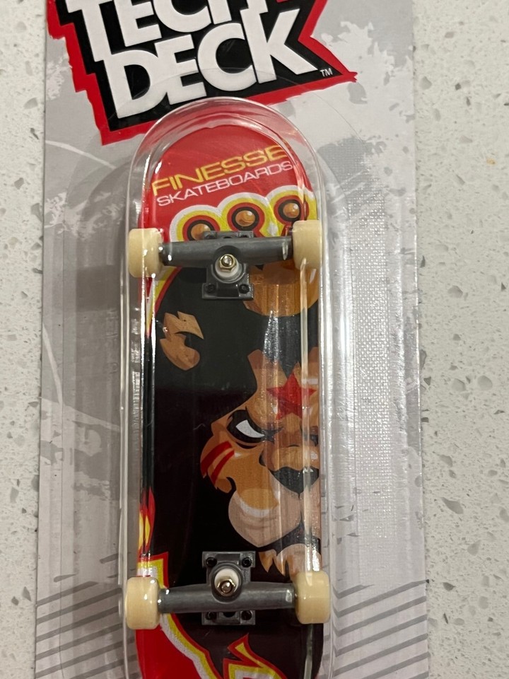 Tech Deck Mini Skateboard Lion King Finesse Miniature Fingerboard S28 ...