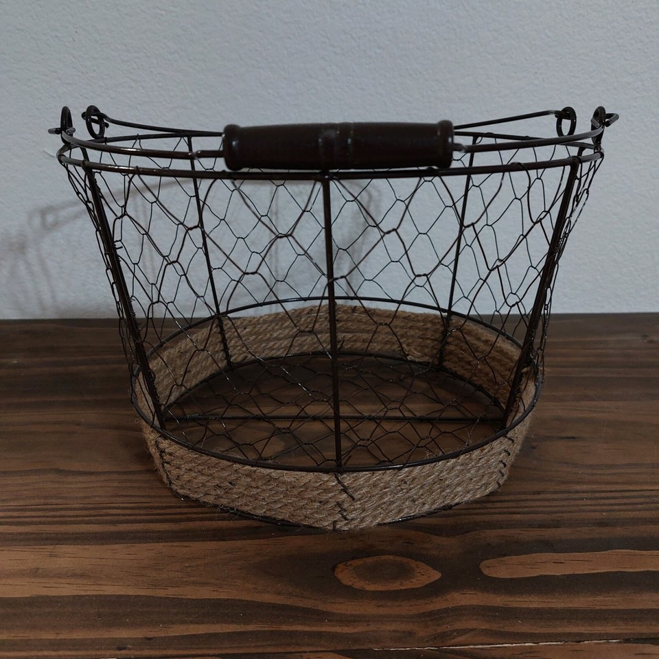 Large Decorative Chicken Wire Storage Basket Egg Collection Basket ...