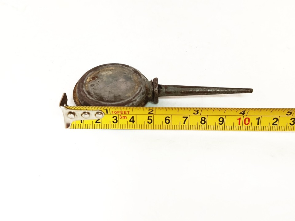 Vintage Metal Small Oiler Squeeze Oil Can Round Flat with Spout | eBay