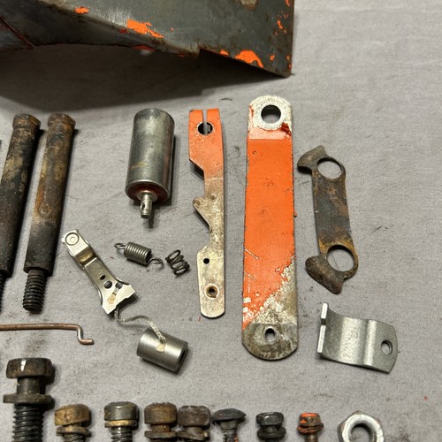 BRIGGS & STRATTON HORIZONTAL ENGINE MISC PARTS AND HARDWARE FOR 190402 ...