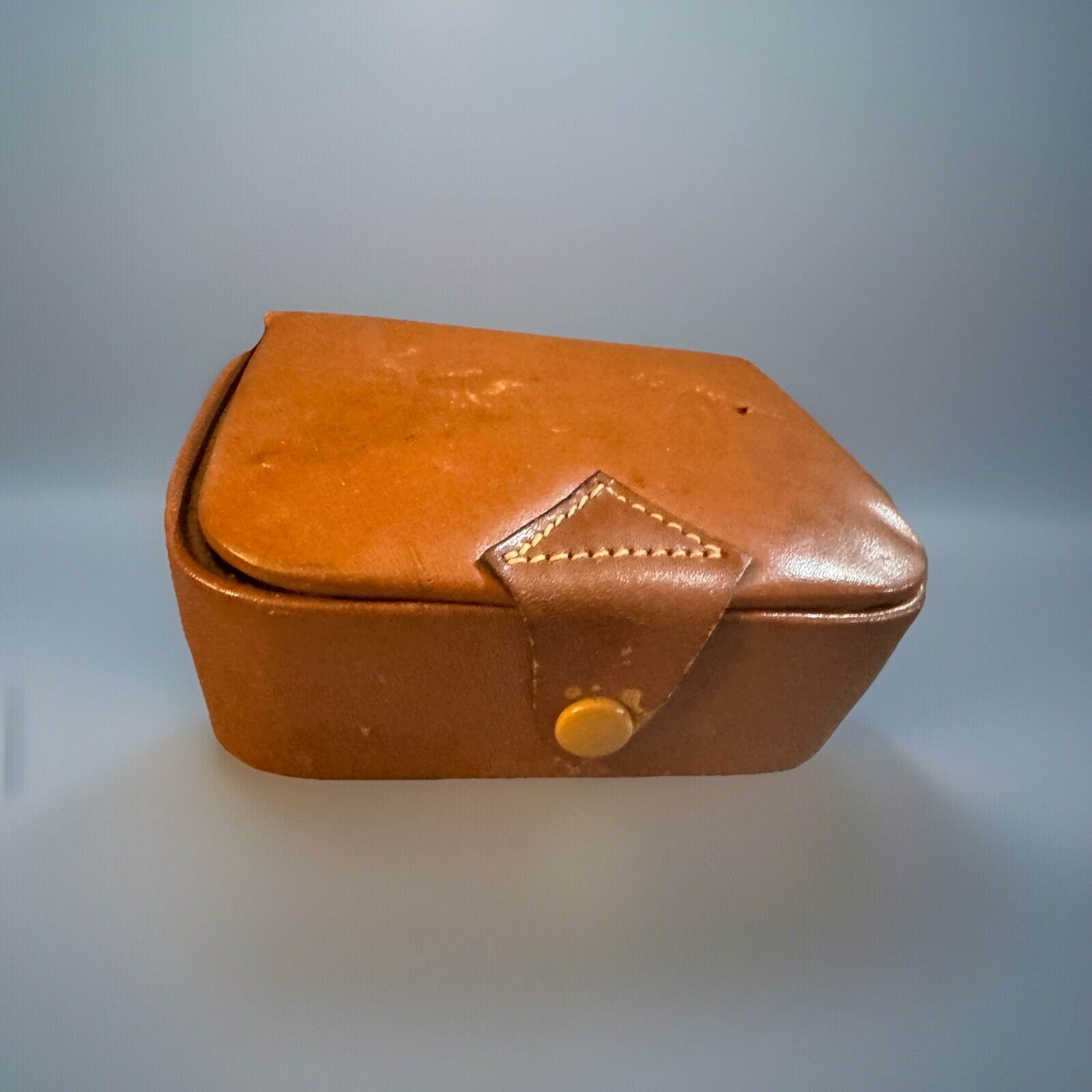 Camalier & Buckley small leather Travel case And Bag … - Gem