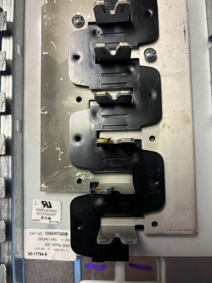 Eaton Load Center Retrofit Model 1224 Int 200 B 200 Amp Sub Panel | eBay