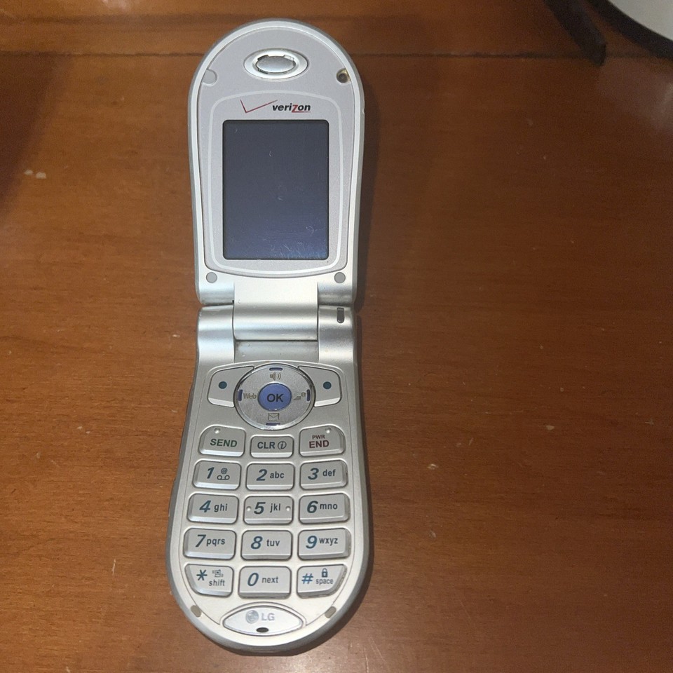 2 Old Verizon Flip Cell Phones Without Chargers Untested As-Is LG | eBay