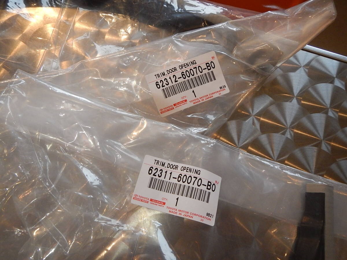 TOYOTA GENUINE OEM WEATHERSTRIP, FRONT DOOR OPENING TRIM, RH&LH SET | eBay