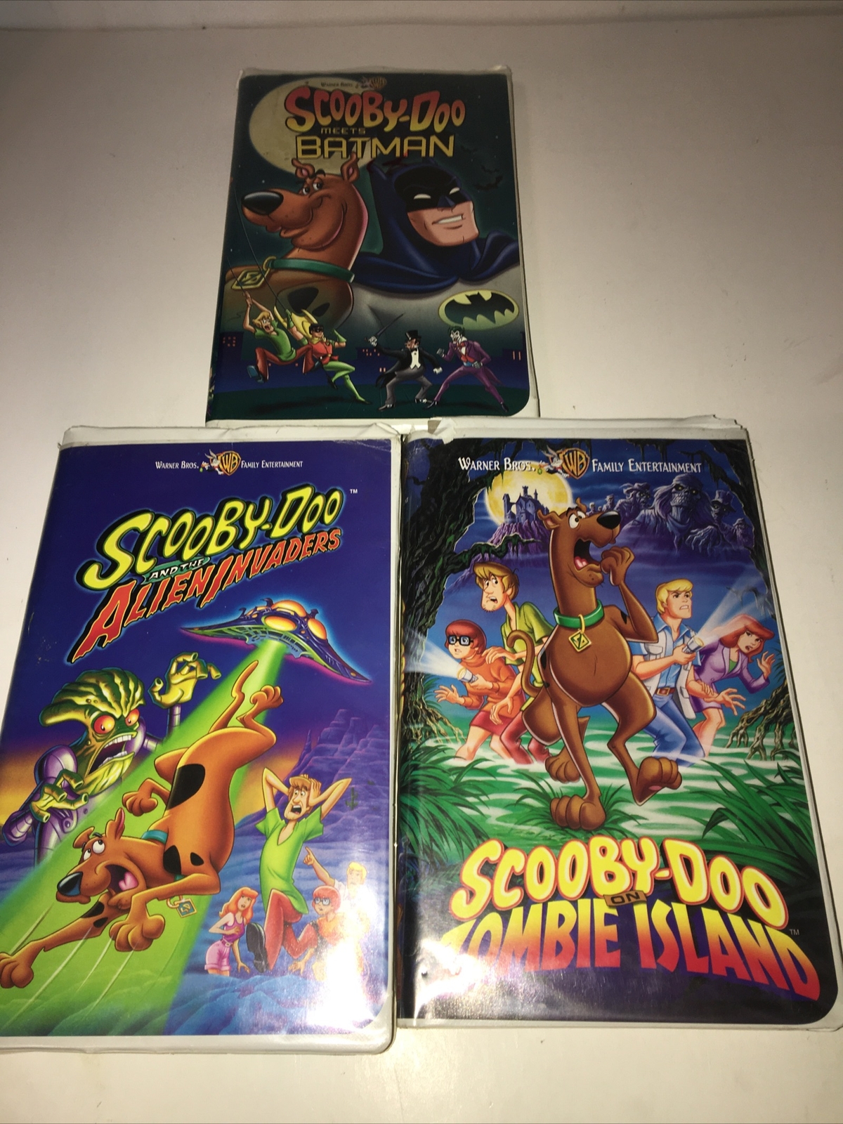 SCOOBY-DOO VHS - Lot of 3 Alien Invaders, | Grelly USA