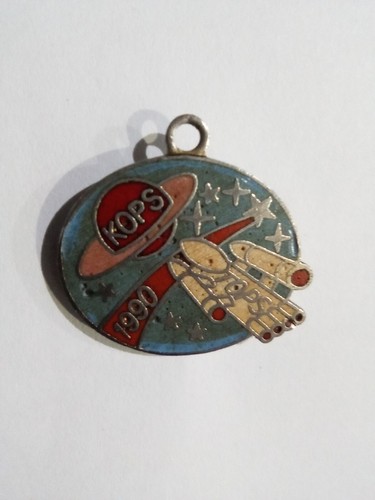 Pin's Aérospatiale , Kops 1990 , Area 323 Space Odyssée | eBay