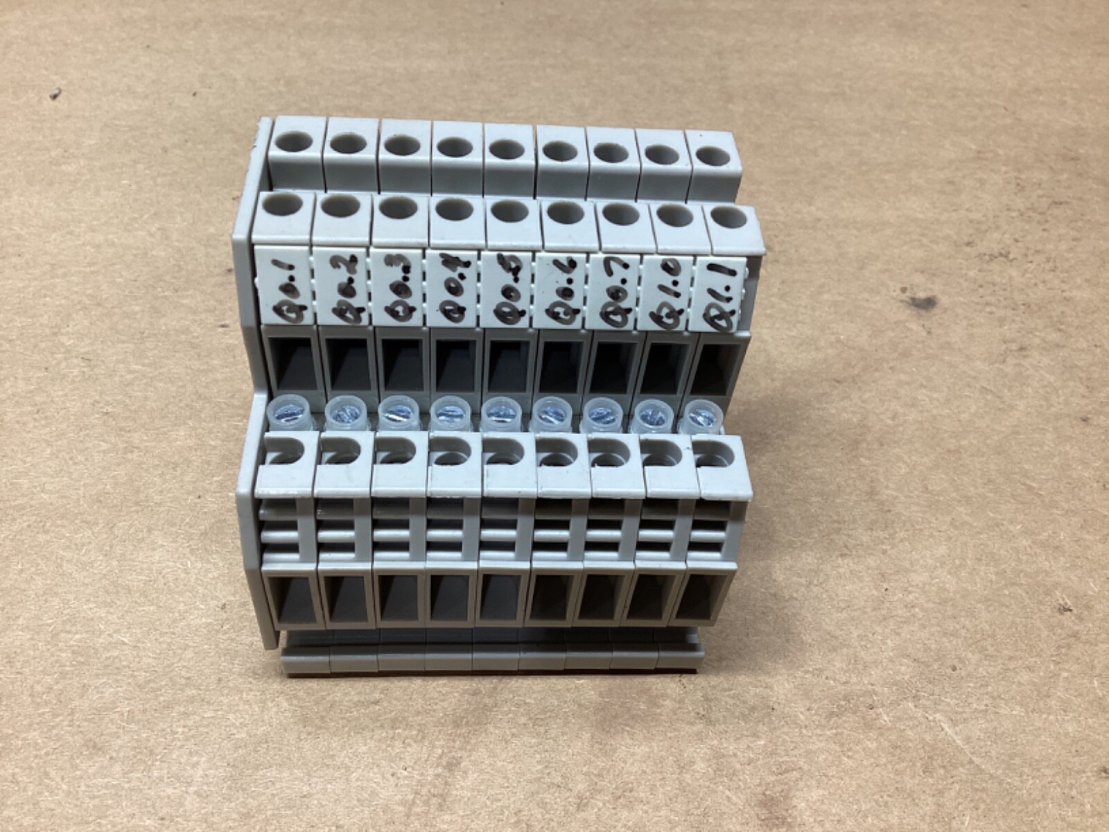 Allen Bradley 1492-WD4 Terminal Block (LOT OF 9) #148L85 | eBay