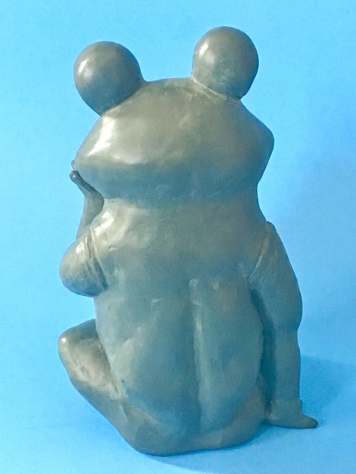 Vintage Frog Sculpture 5.5” Dark Green Head In Hand Free Standing Stone ...