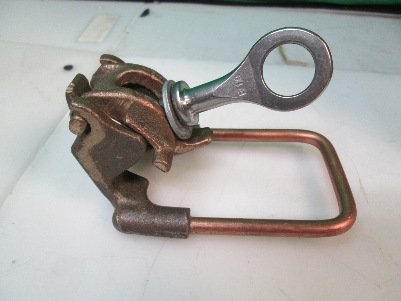 (QTY. 25) HUBBELL HPS BHLS022019E CONNECTOR, HOT LINE STIRRUP CLAMP NEW ...