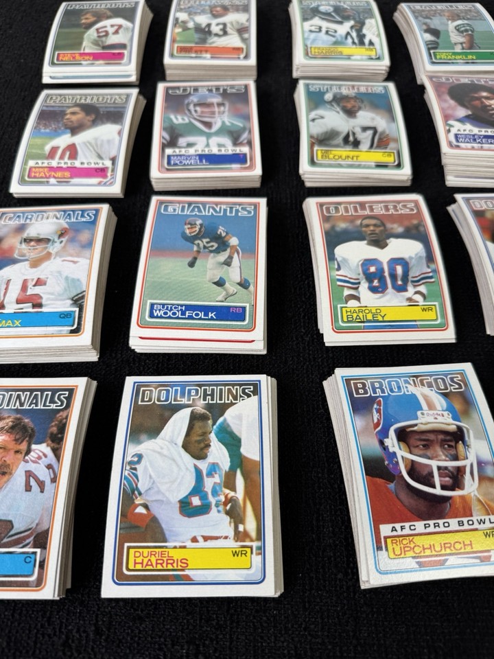 1983 Topps Football Trading Card LOT OF 950+ (NM+ COND) MANY DUPLICATES ...