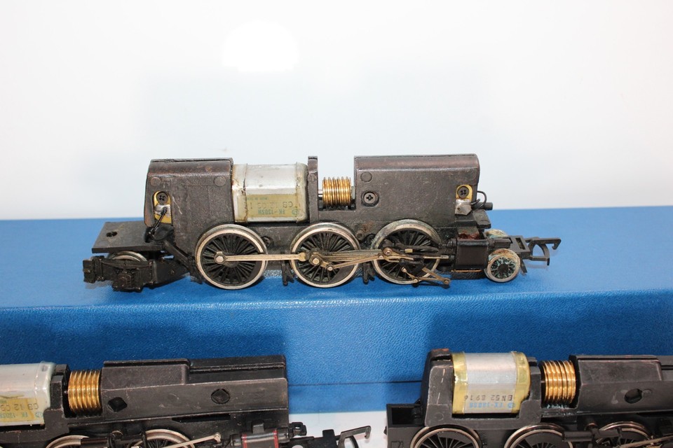 3 x Bachmann OO Split Motorised Loco Chassis 2-6-2 & Two 2-6-0 - Spares ...