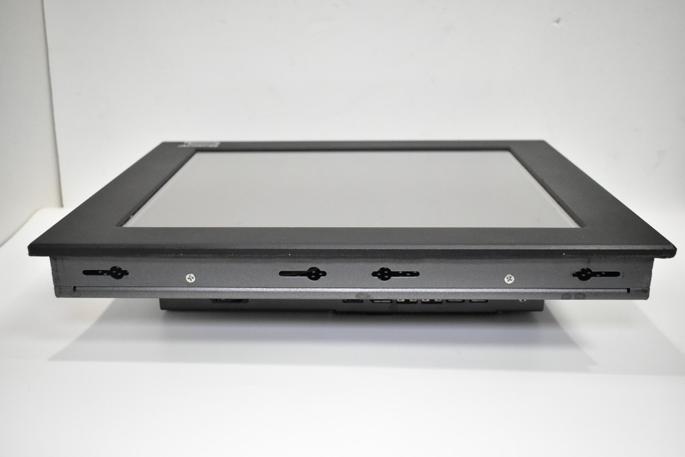Dynics PW15PTBTMIAJDIAW76SM3-USBWT industrial panel-mount computer ...