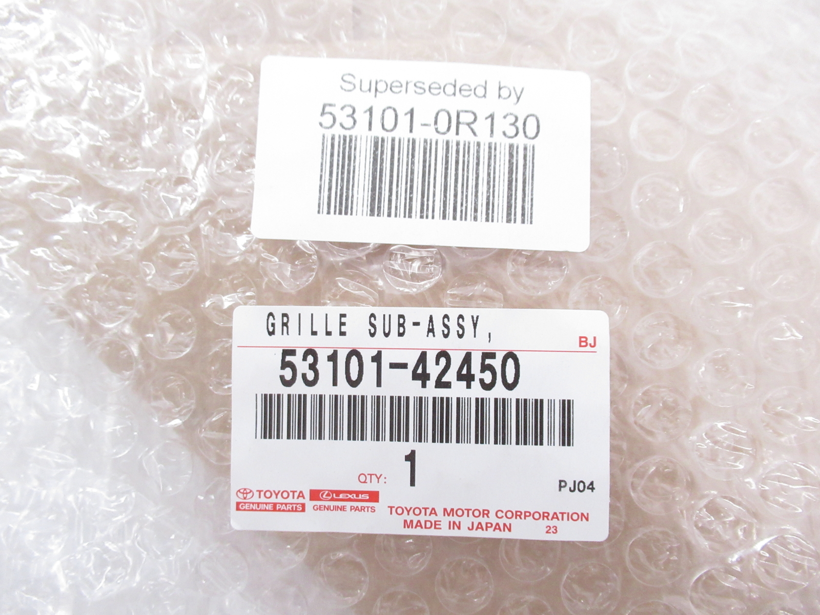 Genuine OEM Toyota 53101-0R130 Front Radiator Grille 2016-2018 RAV4 | eBay