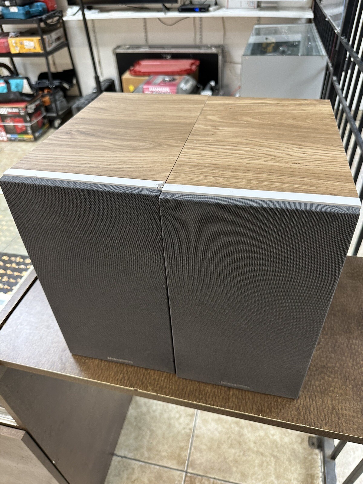 Bowers & Wilkins 606 S2 2-way Book Shelf Speakers, Oak - International ...