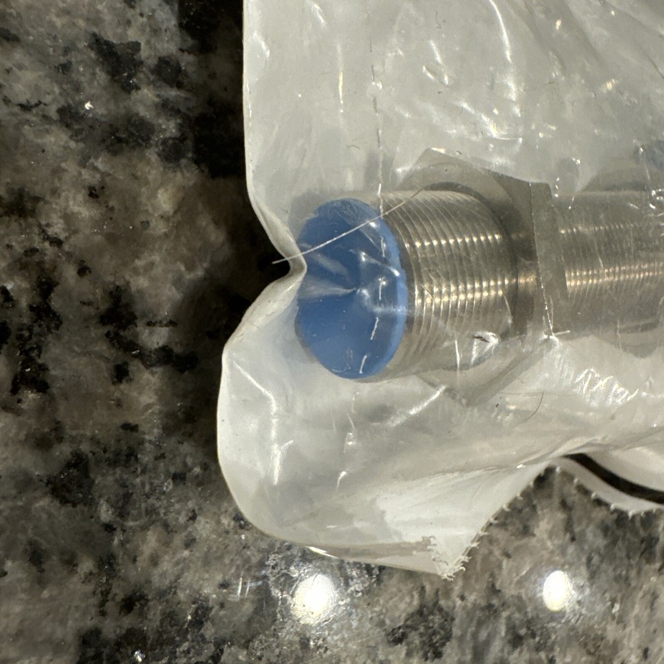 SICK D-79183 Inductive proximity sensor IME18-08BPSZCOS 1040966. New | eBay