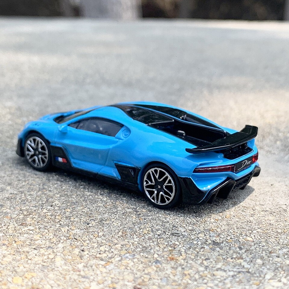 JKM 1/64 Scale Bugatti DIVO Blue Diecast Car Model Collection Toy Gift ...