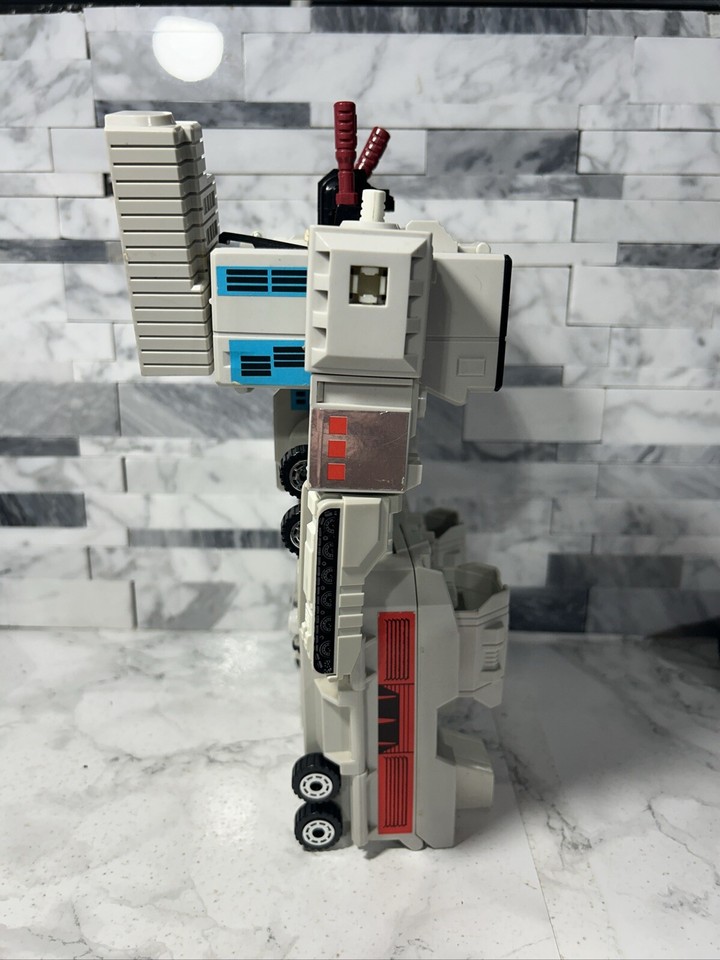 Vintage G1 Original Transformers METROPLEX Autobot City Hasbro 1985 ...